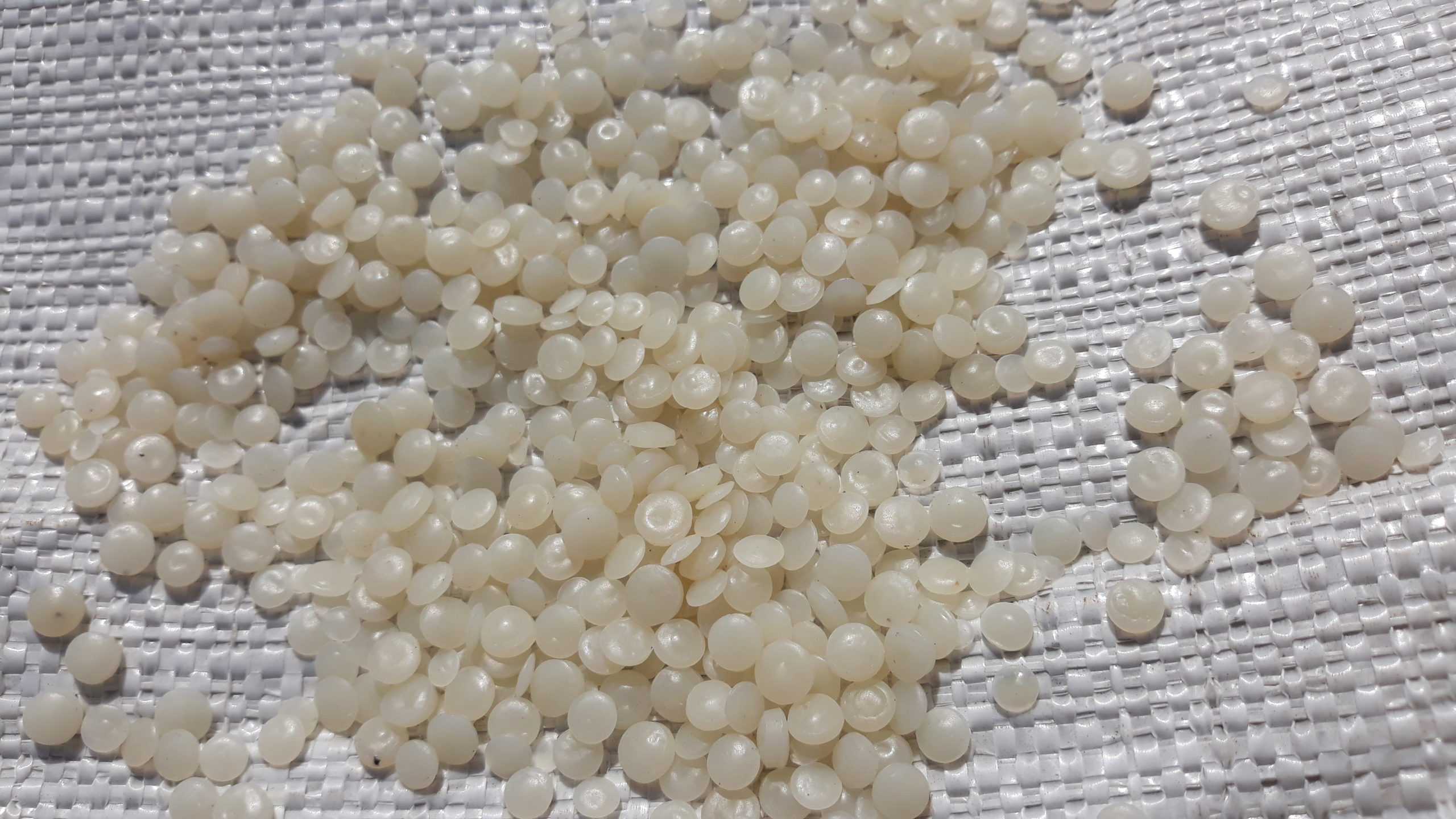 HDPE Injection Processed Off Grade Granules - mepi